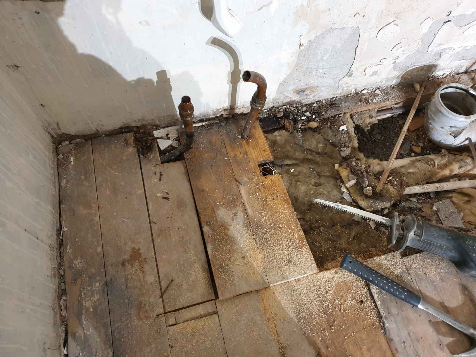 SMPS - Wet Rot Treatment Specialist