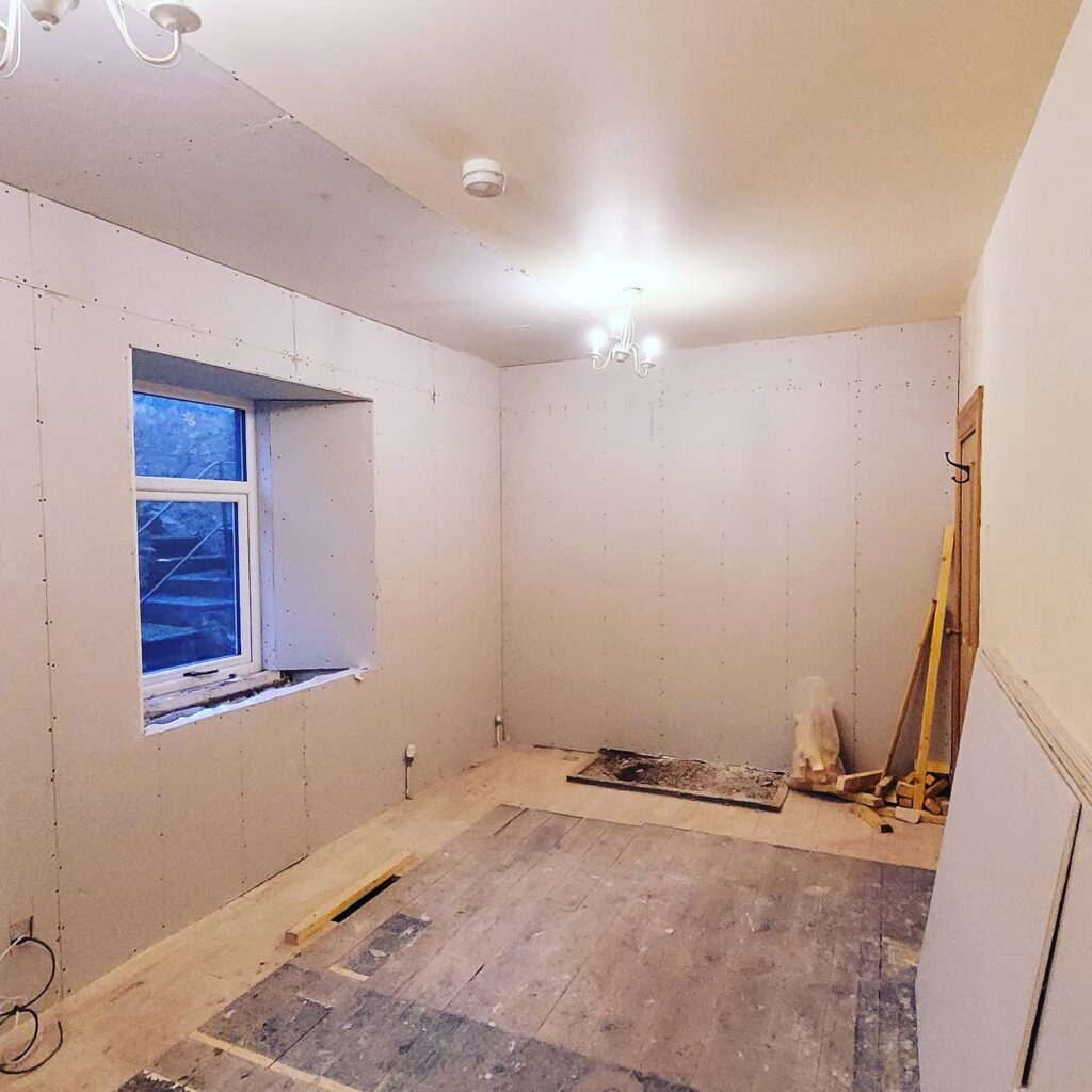 Dry Rot & Damp Proofing - Glasgow - SMPS Building Preservation - Damp ...